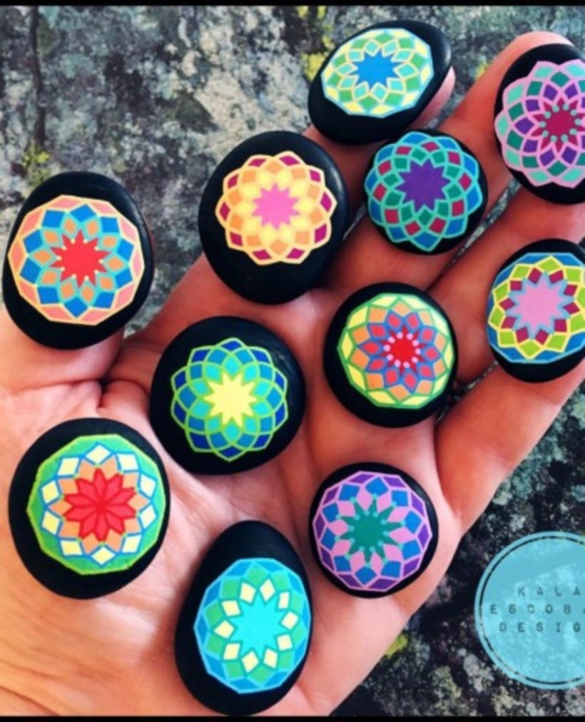 Les galets peints de Kala Escobar - Posca - Posca