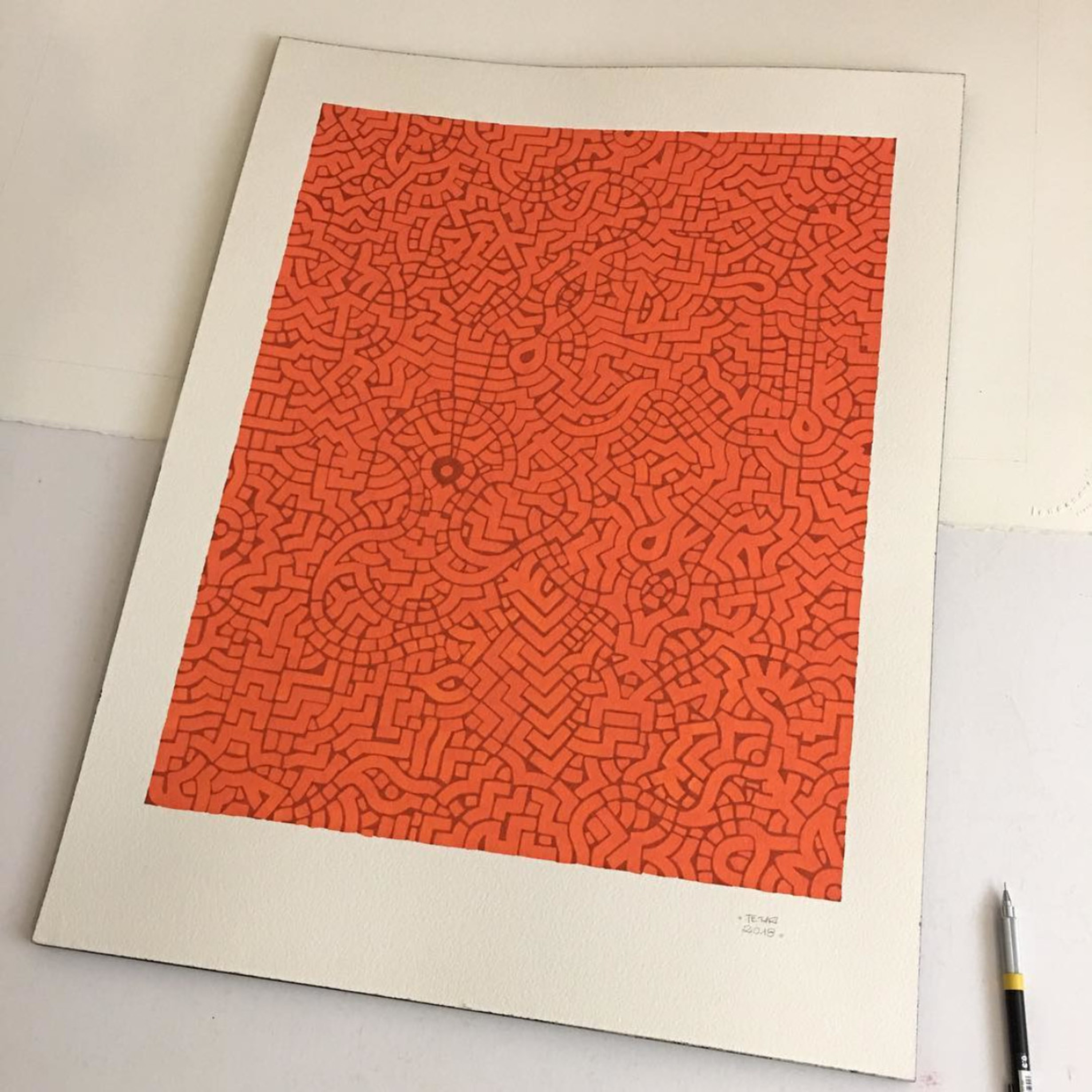 Les motifs ethniques et acryliques de Max Tetar - Posca - Posca