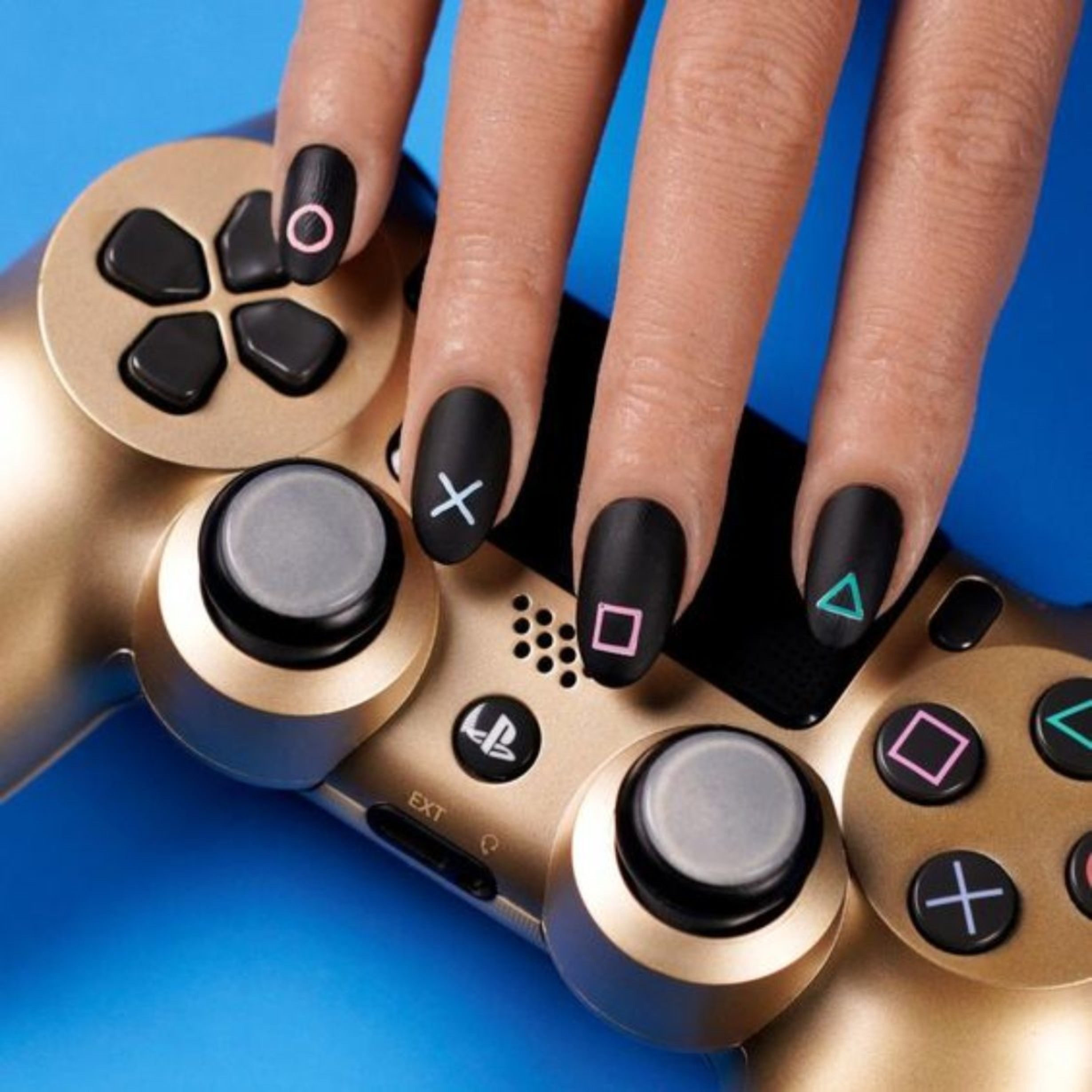 POSCA NAIL ART - Posca - Posca